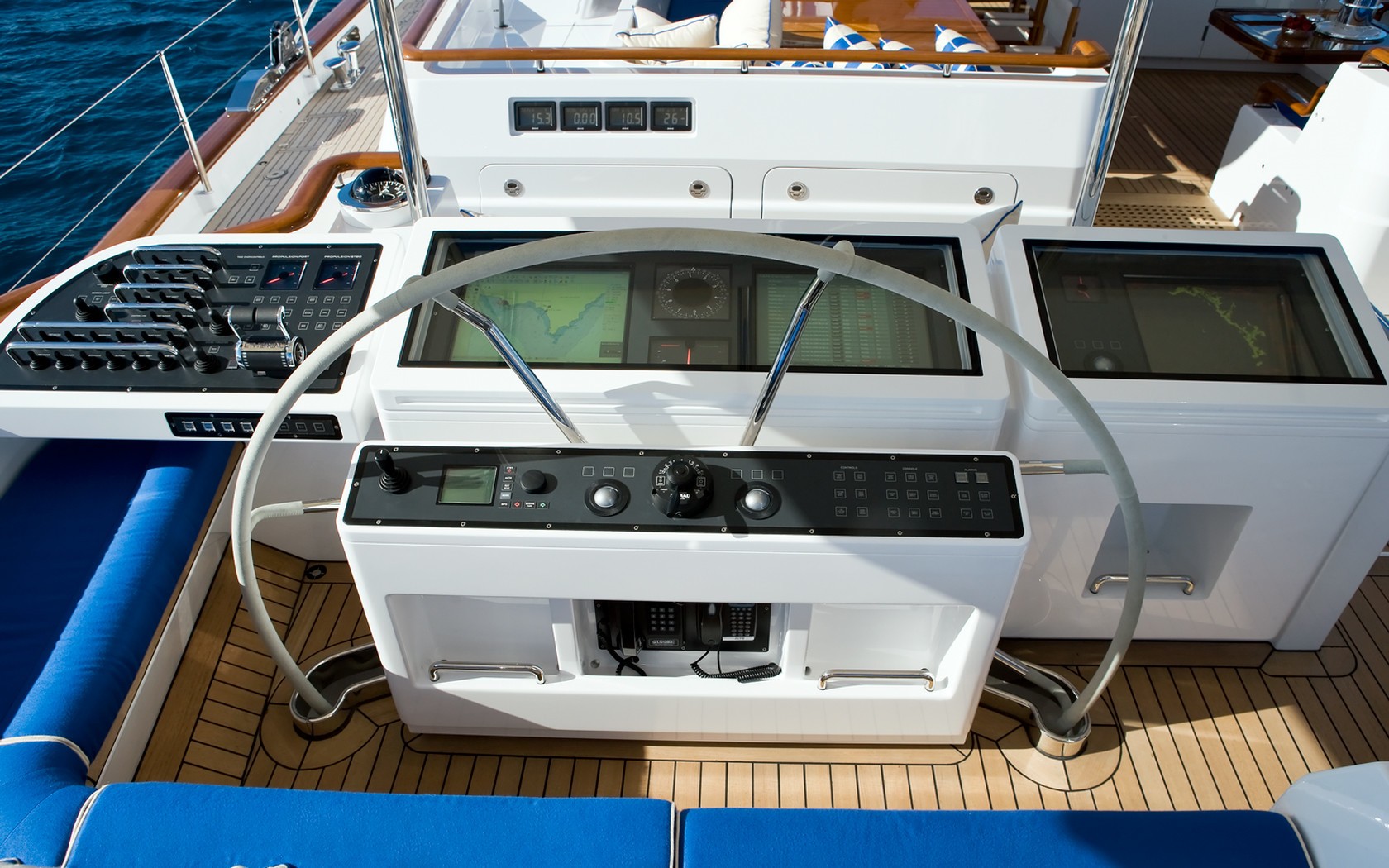 Yacht ETHEREAL, Royal Huisman | CHARTERWORLD Luxury Superyacht Charters